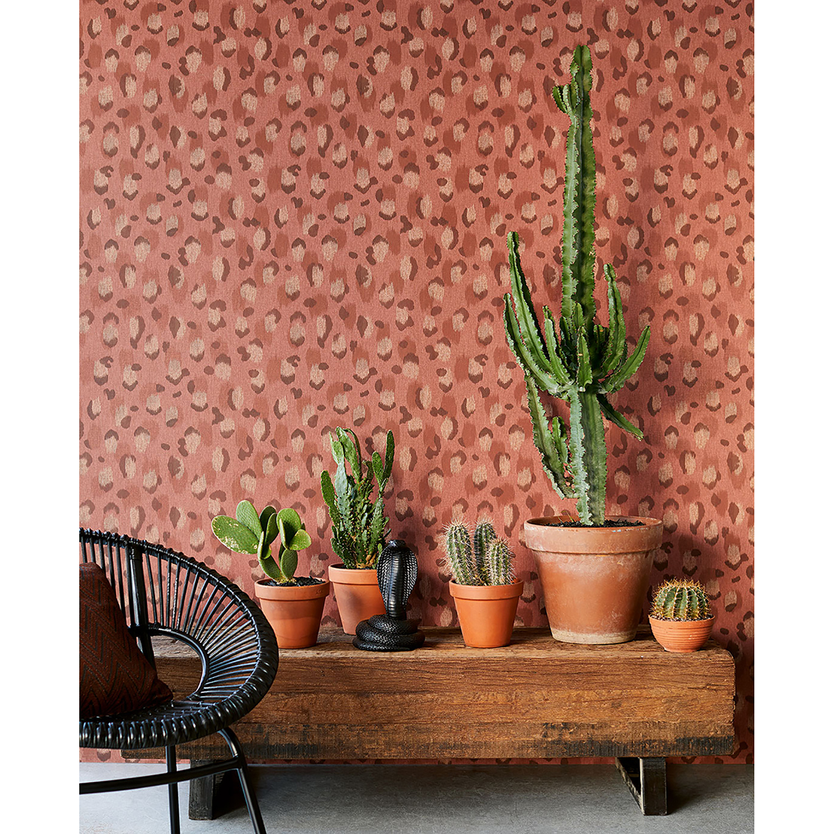 300542 - Javan Rust Leopard Wallpaper - by Eijffinger