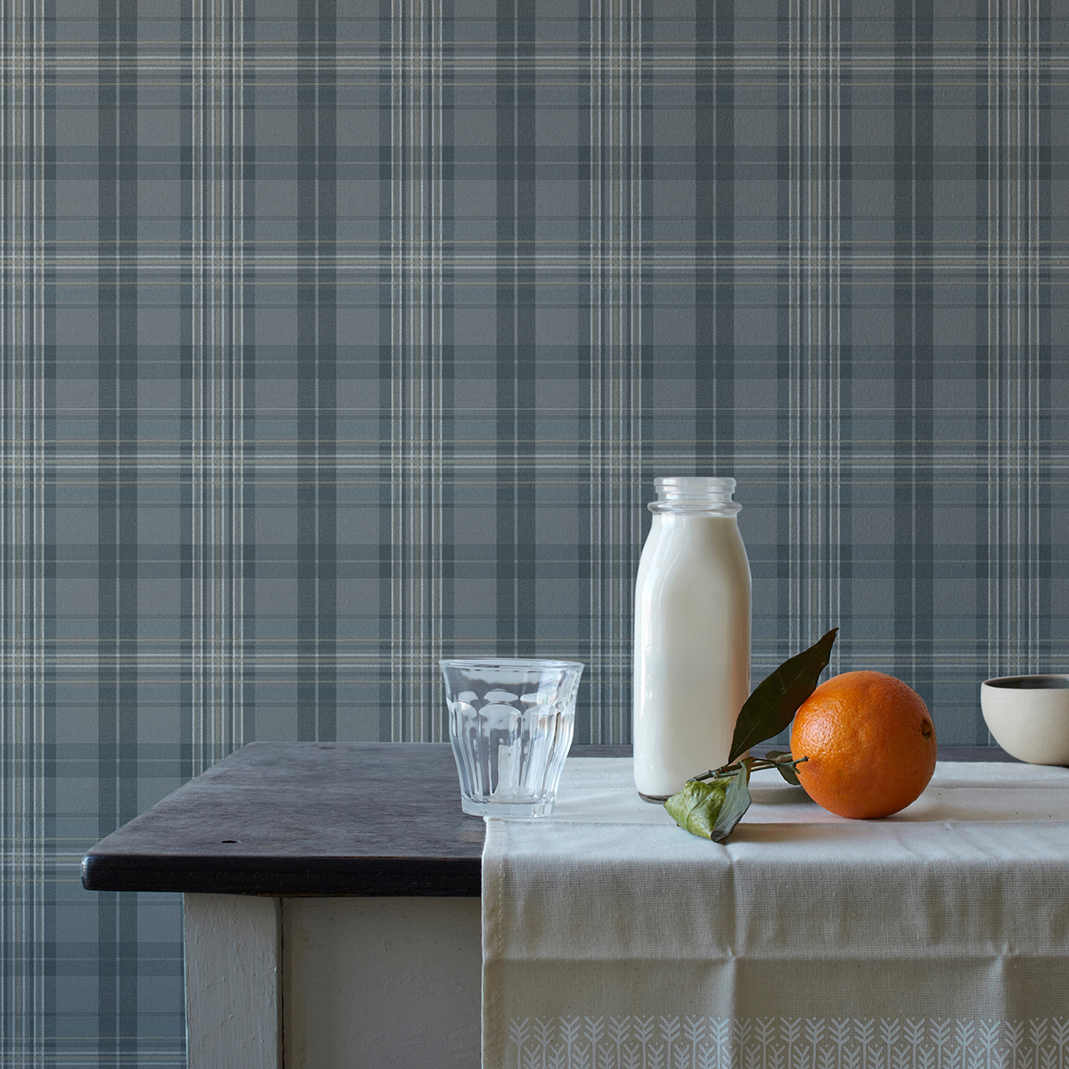 3123-330214 - Austin Slate Plaid Wallpaper - by Chesapeake