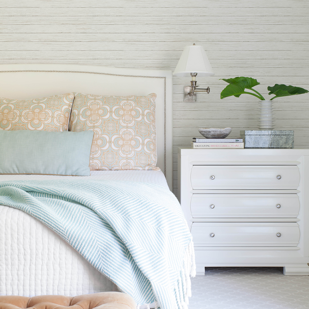 3122-11200 - Ozma White Wood Plank Wallpaper - by Chesapeake