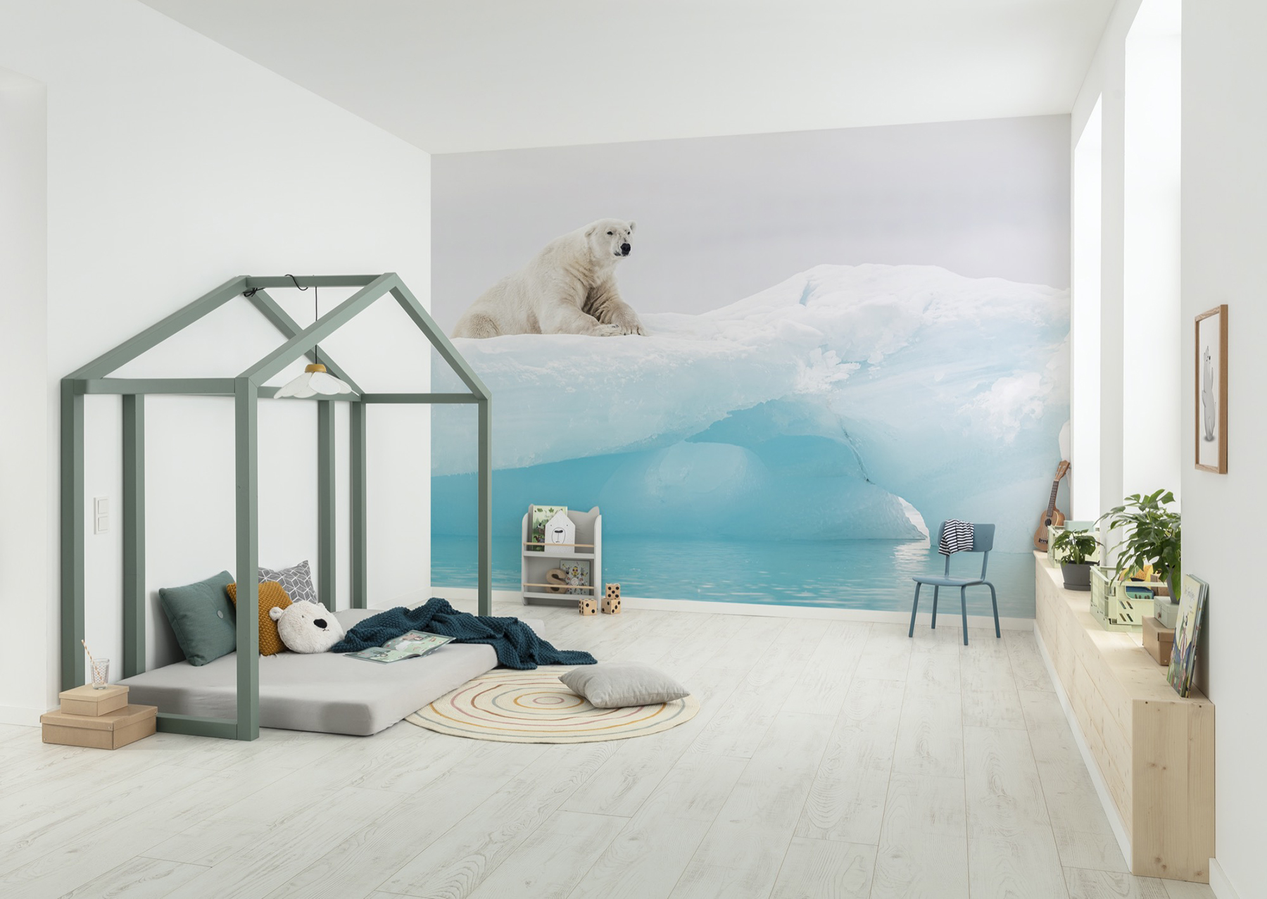 8-536 - Arctic Polar Bear Wall Mural - by Komar