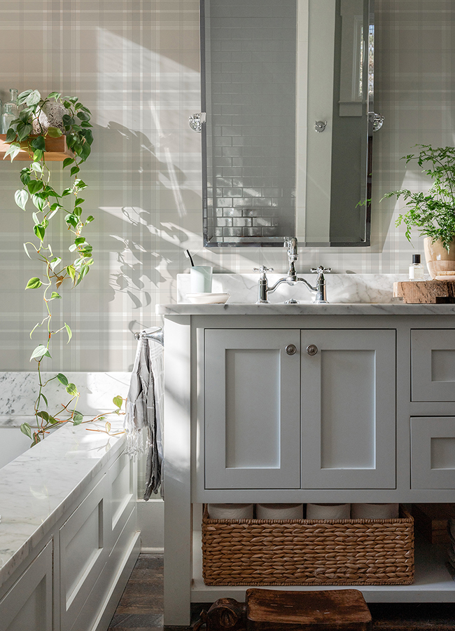 2980-92123 - Sala White Plaid Wallpaper - by Advantage