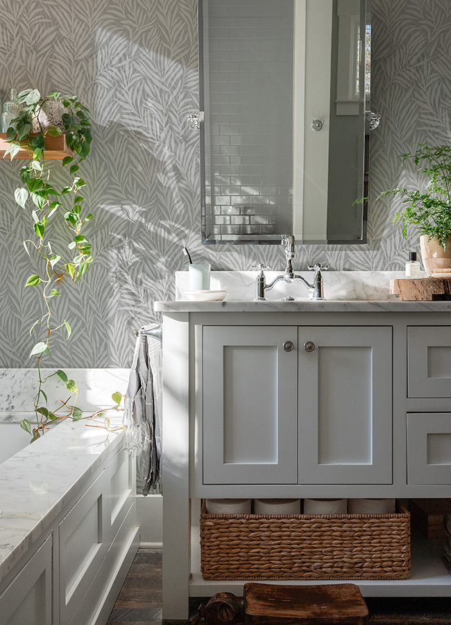 2980-M52509 - Holzer Grey Fern Wallpaper - by Advantage