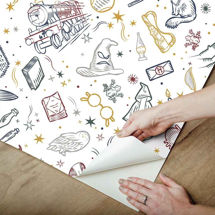 Harry Potter Magical Icons Peel & Stick Wallpaper | RoomMates Décor