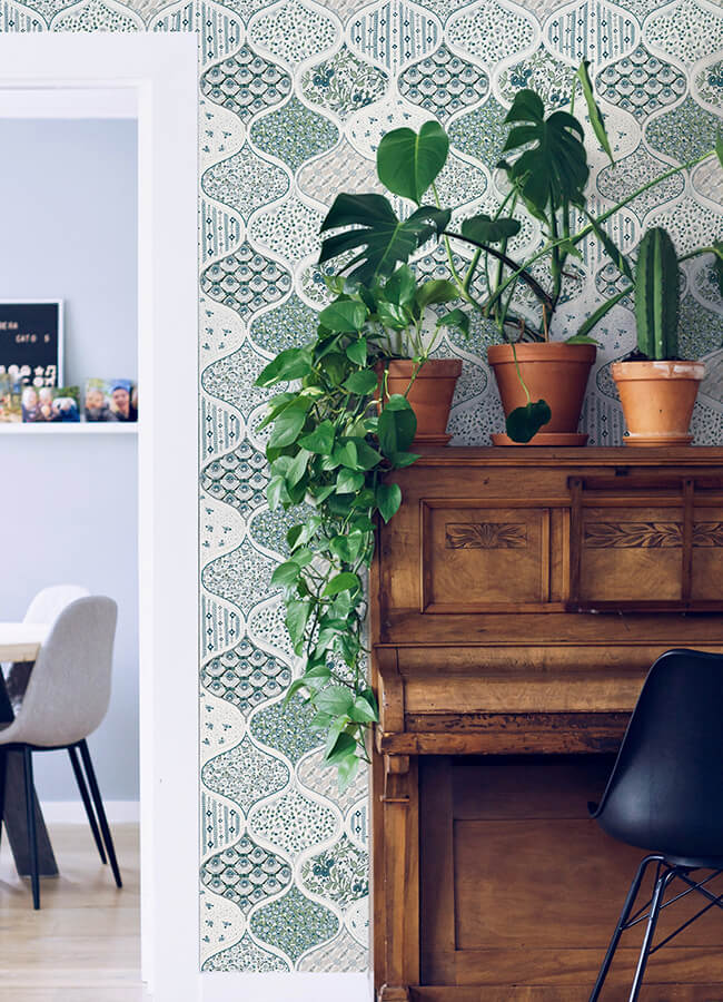 Pippa Peel & Stick Wallpaper - Cool Multi | RoomMates Décor