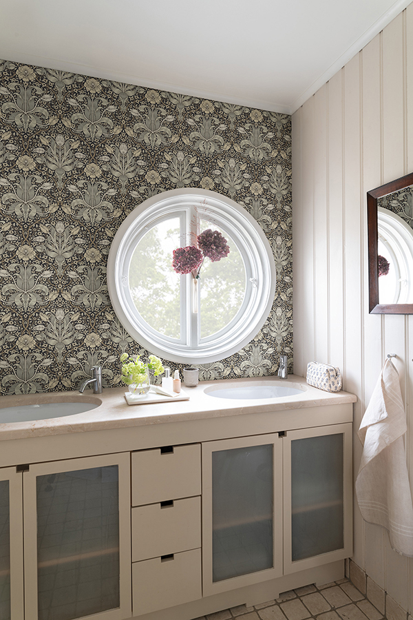 York Wallcoverings: Wallpaper Designed to Inspire. 4171-82068 - Spring Thicket Blue Tulip Damask ...