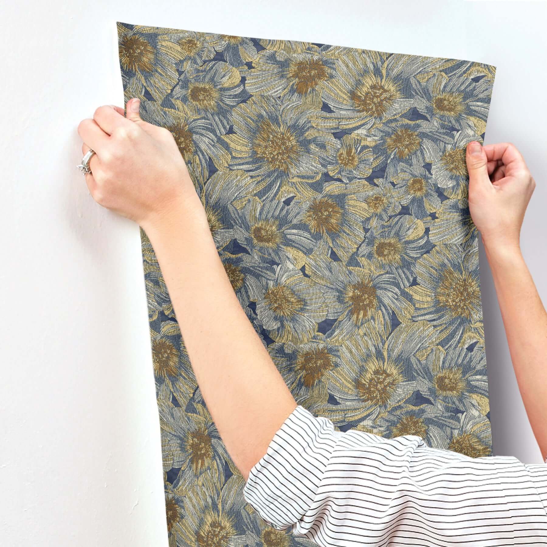 York Wallcoverings. Blue Anemoni Wallpaper | Missoni