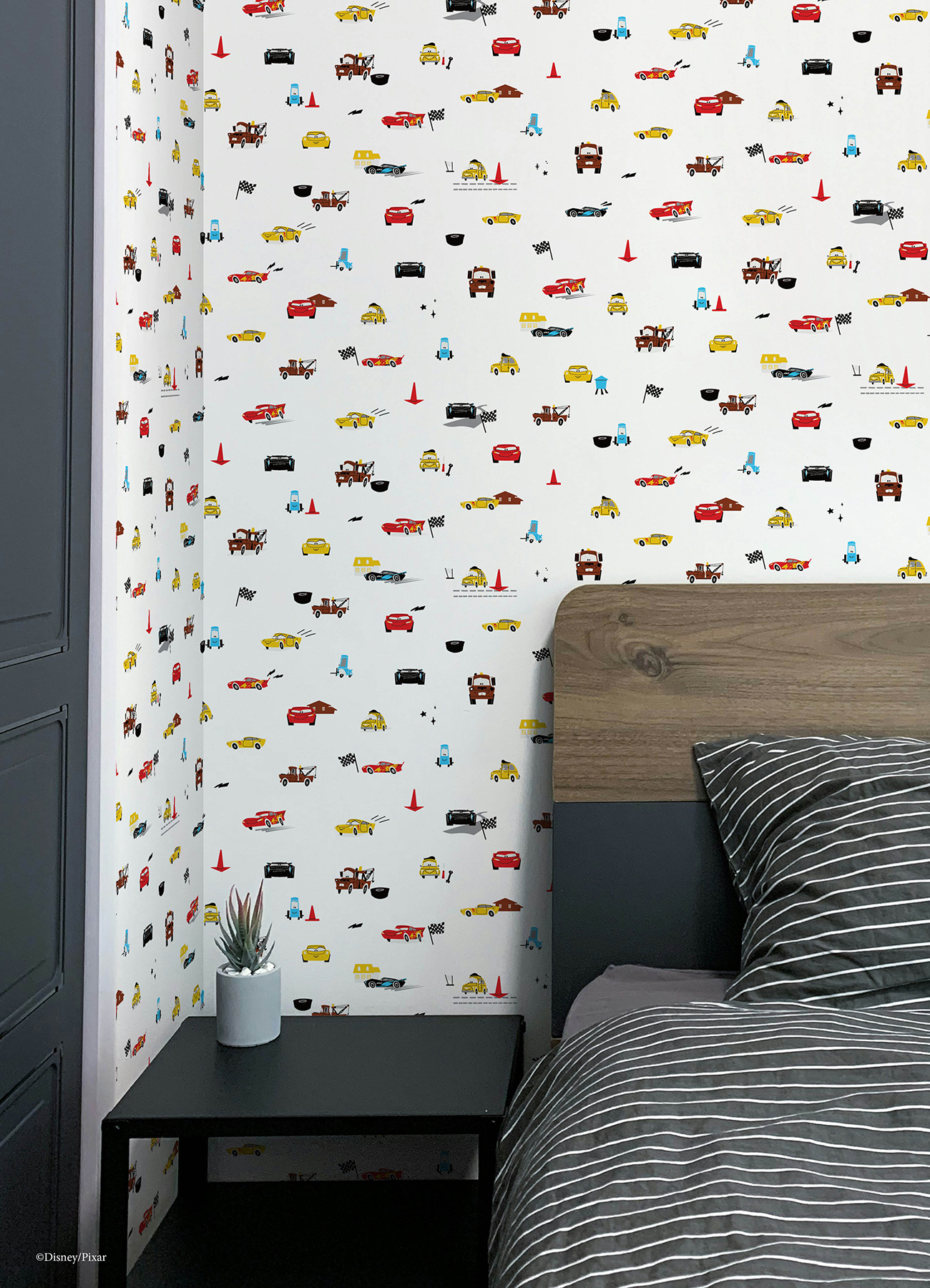 RMK12816PL - Disney and Pixar Cars Racing Red Peel and Stick Wallpaper ...