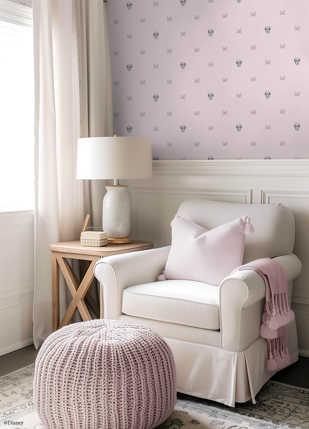 Disney Minnie Mouse Sweet Bows Pink Peel and Stick Wallpaper