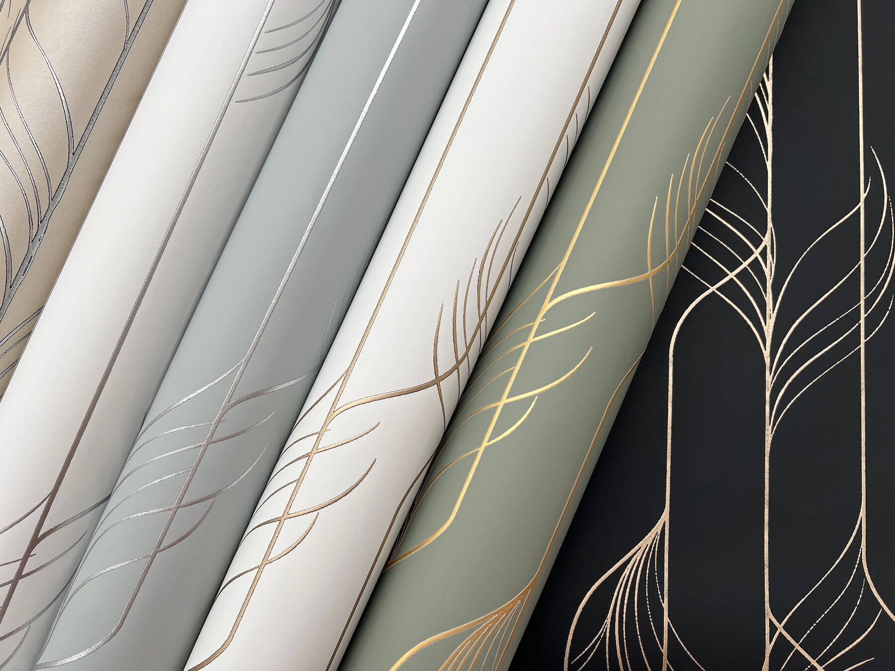 York Wallcoverings. White & Gold Elemental Thread Wallpaper | Candice Olson