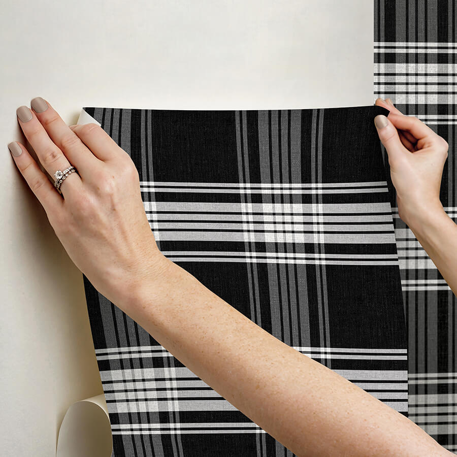 RMWS1324 - Clueless Dionne Black Peel and Stick Wallpaper - by Roommates