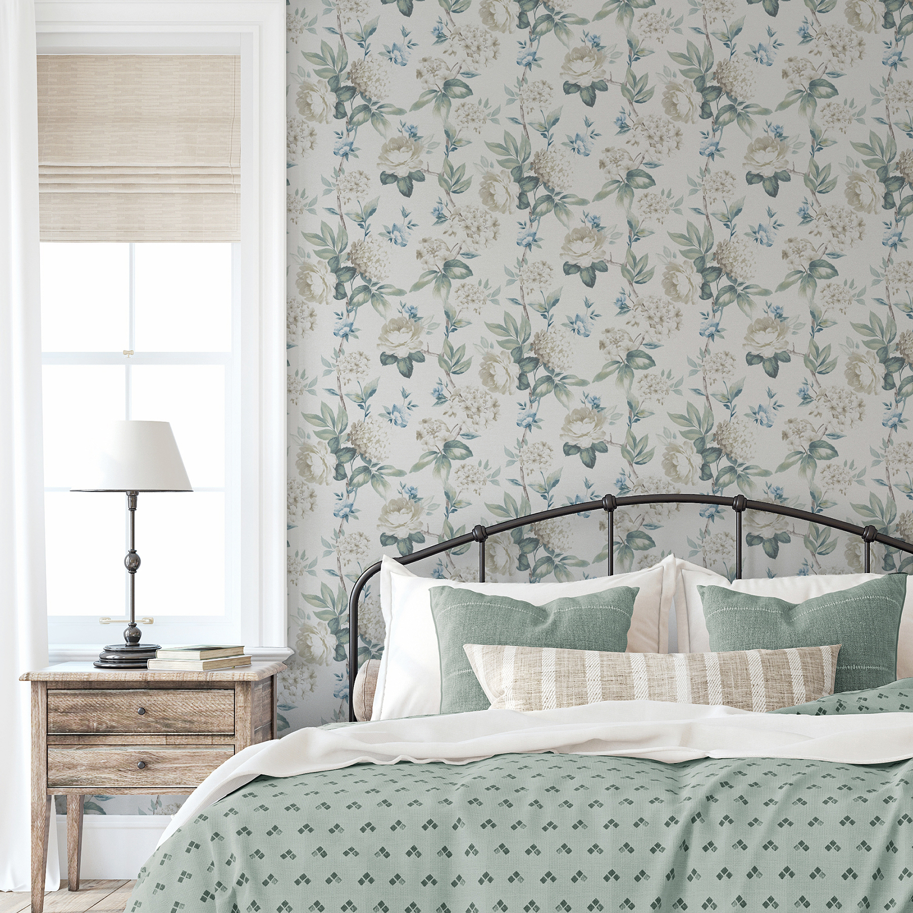 AH923802 - Atley Light Green Floral Wallpaper - by Arthouse