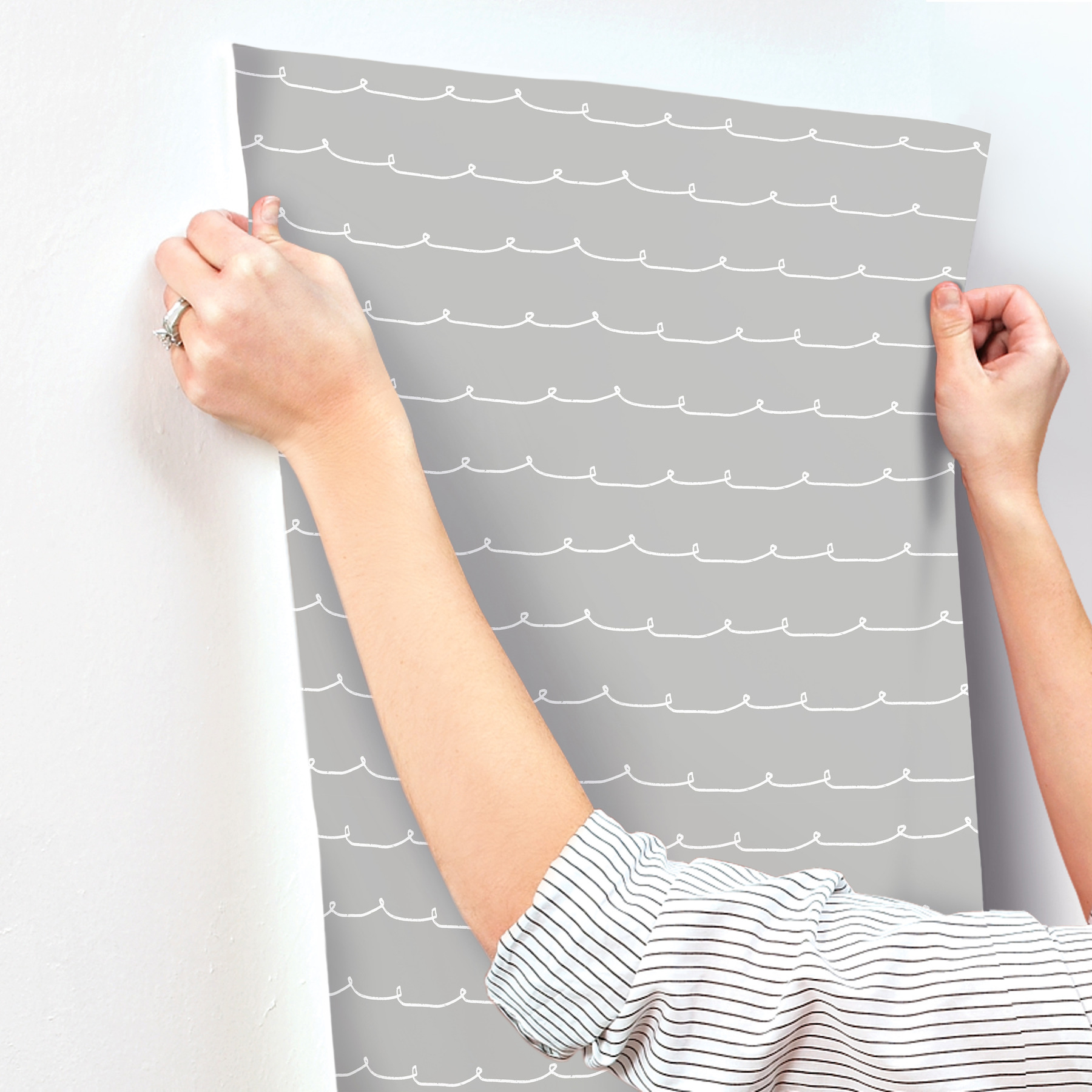 4203-27570 - Wiggle Line Grey Stripe Wallpaper - by Advantage
