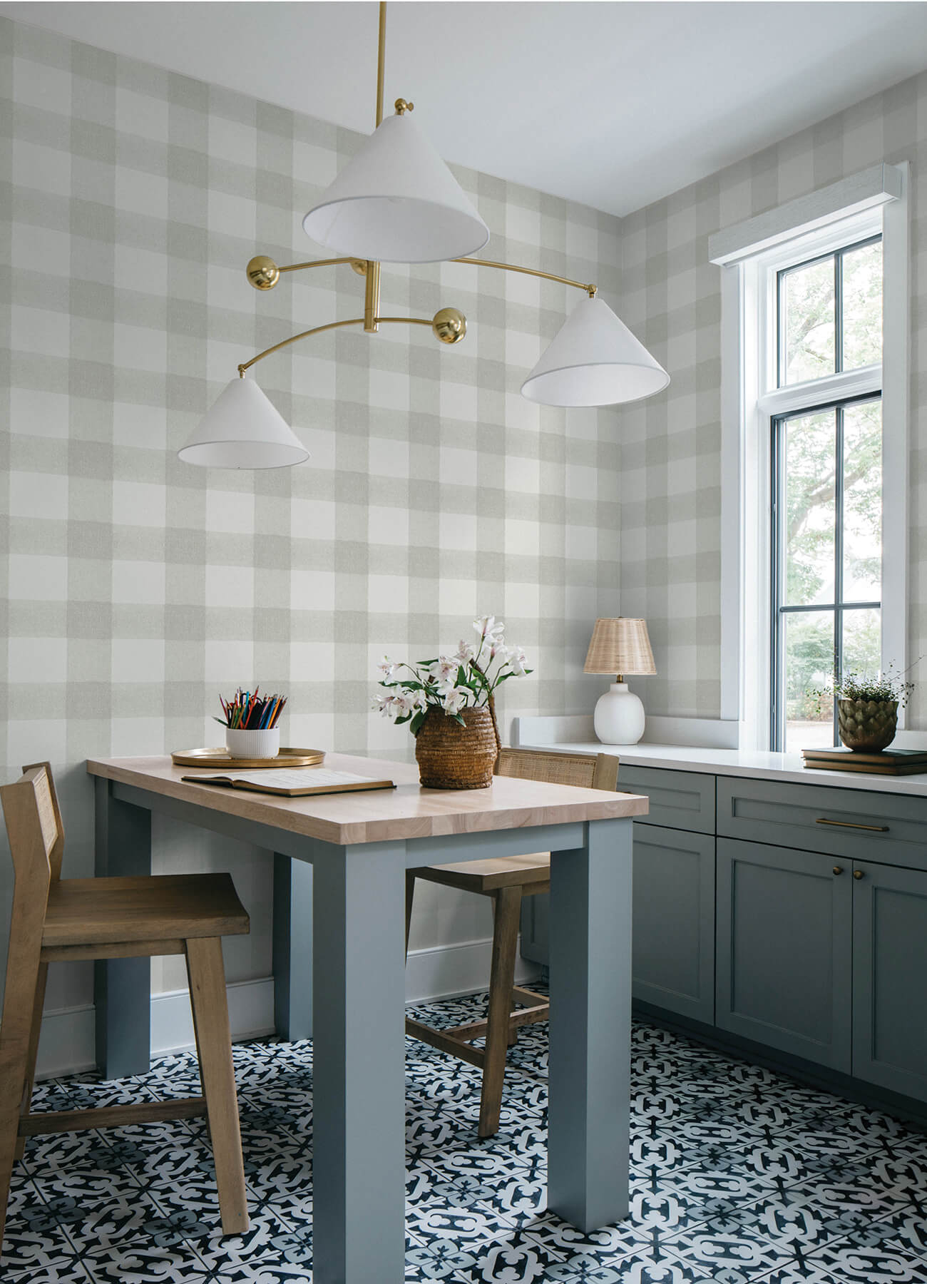 4192-83422 - Thorpe Light Grey Plaid Wallpaper - by Chesapeake
